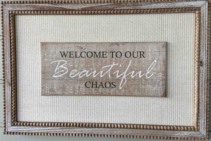 Beautiful Chaos - Tannum Sands