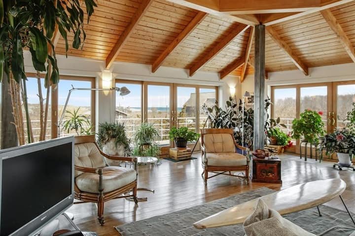 Ditch Beach House For 10-14 Days In Summer, 2025 - Montauk, NY