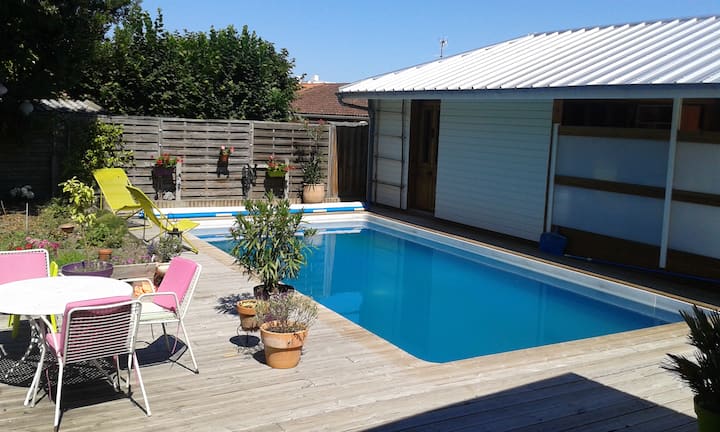Maison Familiale Avec Piscine - Pau