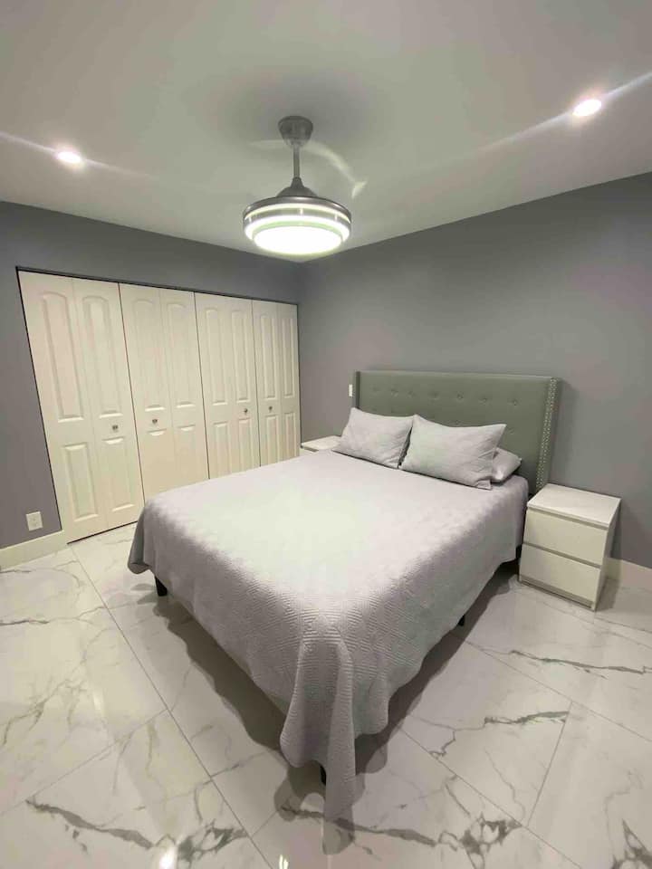 Your Private Studio Close To Beaches And Airport - Pompano Beach, FL