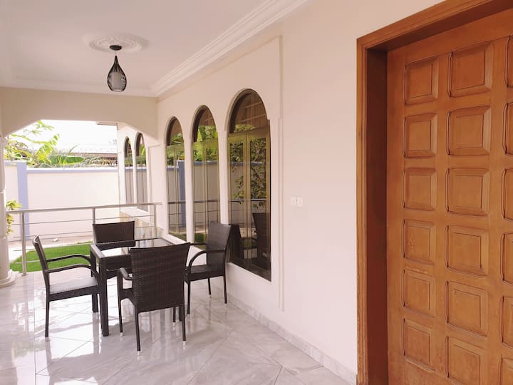 Luxury 2 Bedroom Home, Accra, East Legon Wifi Dstv - Ghana