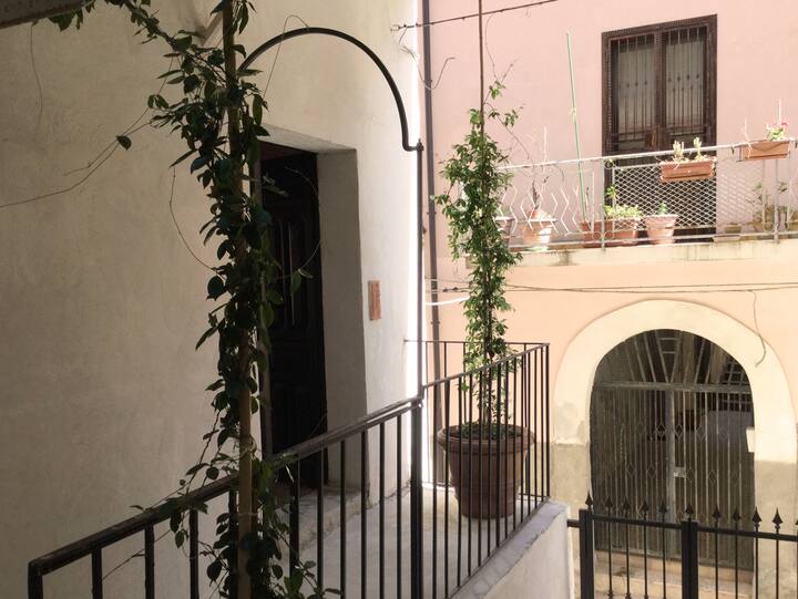 Borgo Petelia, Casa Mannarino, Suite Eugenio - Melissa