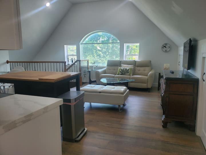 9th And 9th 2nd Floor Apt - Salt Lake City, UT