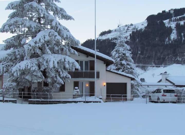 Cosy Swiss Chalet - Engelberg