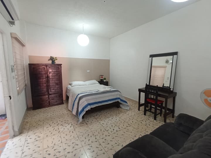 Completamente Equipado Y Economico. - Villahermosa, Mexico