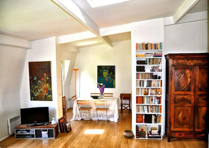 Charming Flat In Montmartre - Pariz