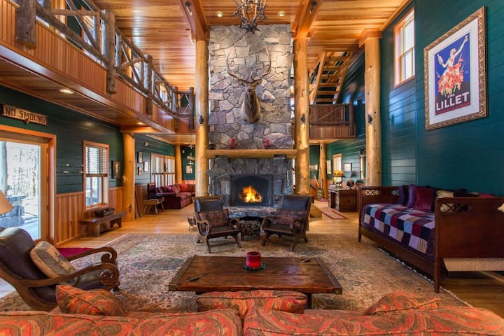 Escape From The City - Historic Adirondack Inn - Adirondack, NY