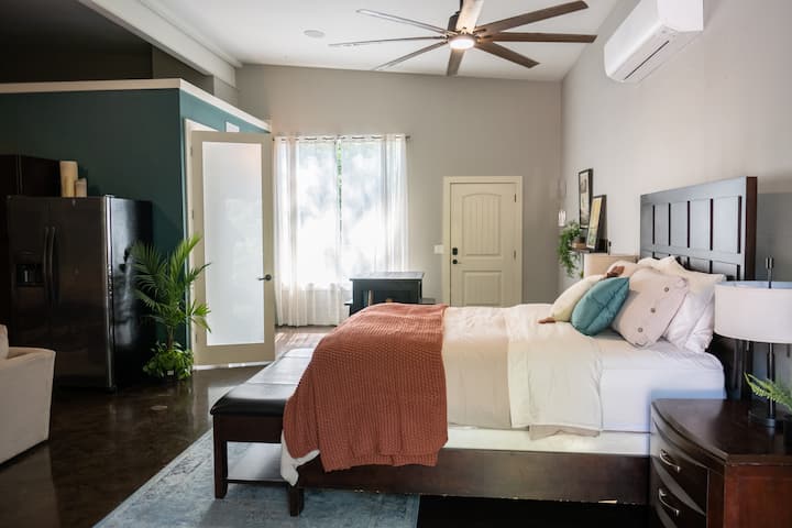 The Gulley - Modern And Spacious Oasis - Fayetteville, AR