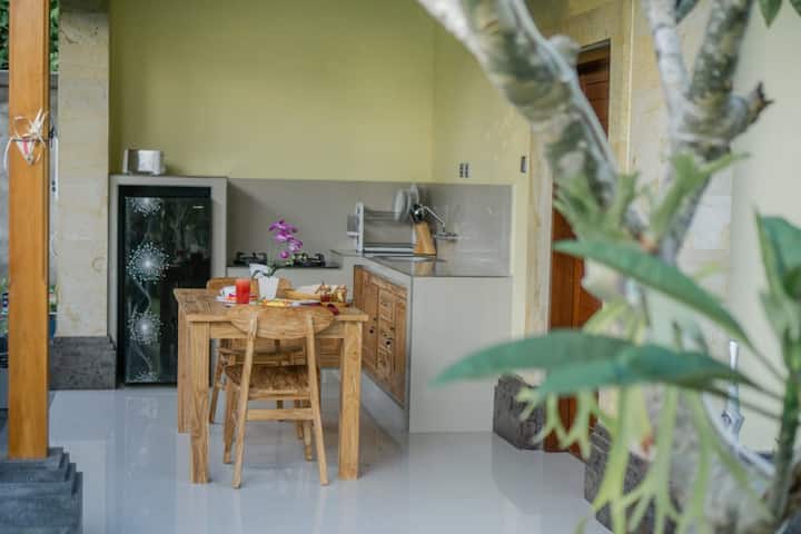 This Guest House Is Perfect For Honeymooner - Bali