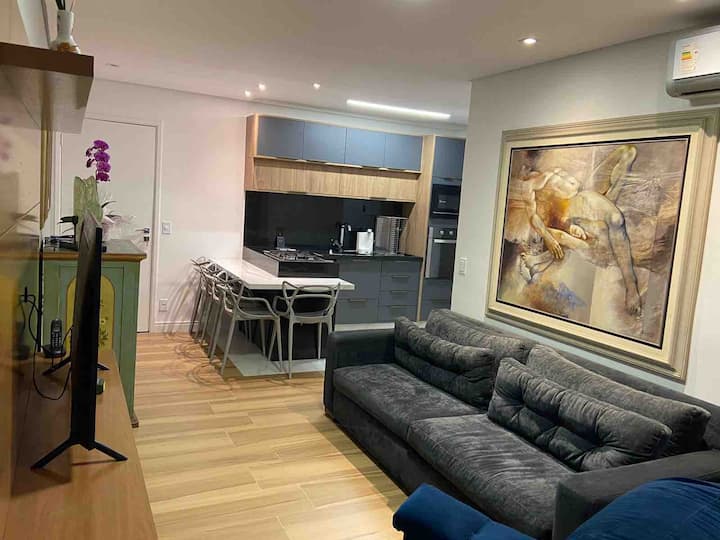 Lindo Flat De 2 Quartos Em Excelente Localização - Pinheiros
