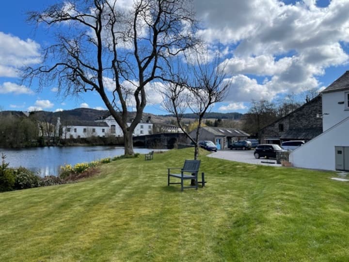 Riverside Retreat - Apartment With Superb Views - Newby Bridge