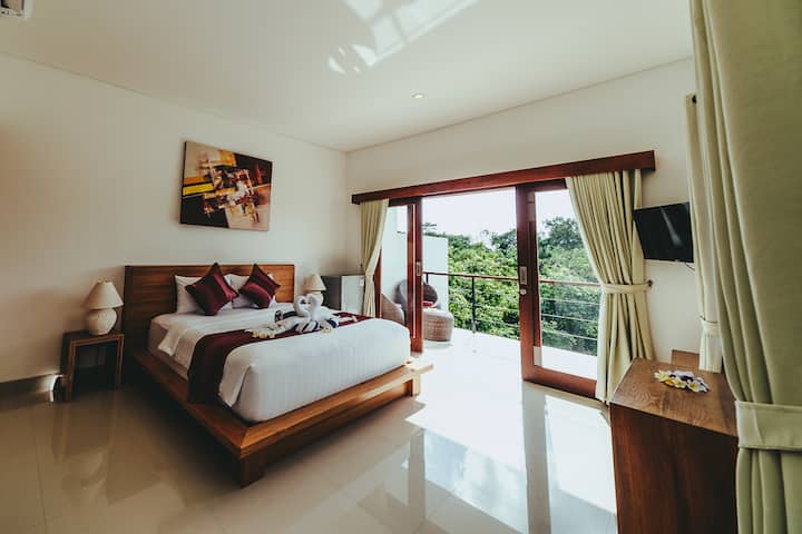 Bright & Spacious Room With King Bed And Nature #9 - Canggu