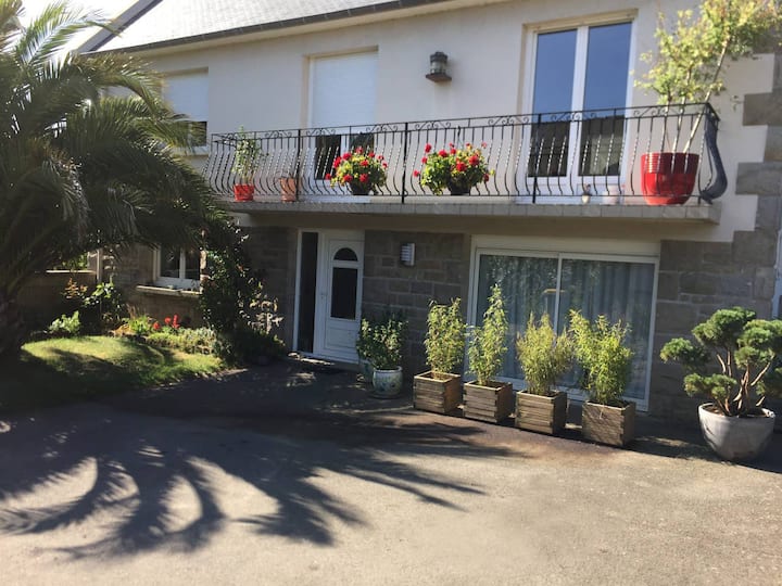 Très Joli 2p Indépendant  250 M2 Jardin Privatif - Saint-Malo