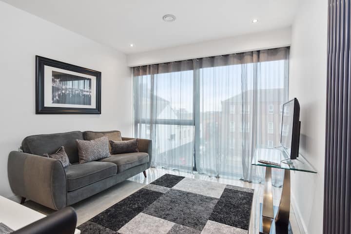 Stylish City Centre Apartment With Air Con - Belfast