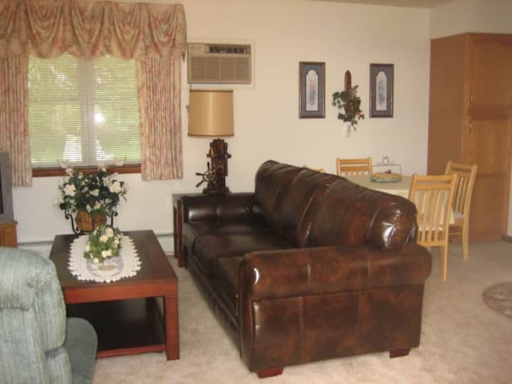 Summer Valley Guest House - Hamburg, PA