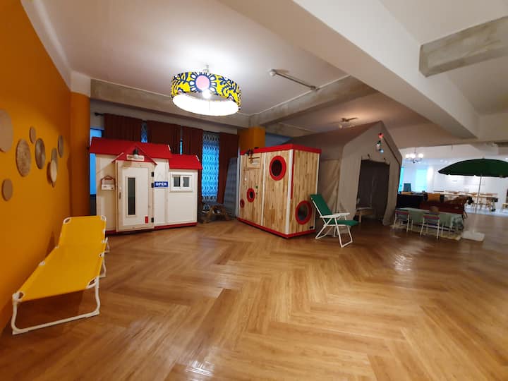 아라비카1948의 자랑 201호, 100평 규모의 로프트하우스입니다. 디자이너의 감성이.. - Donghae-si