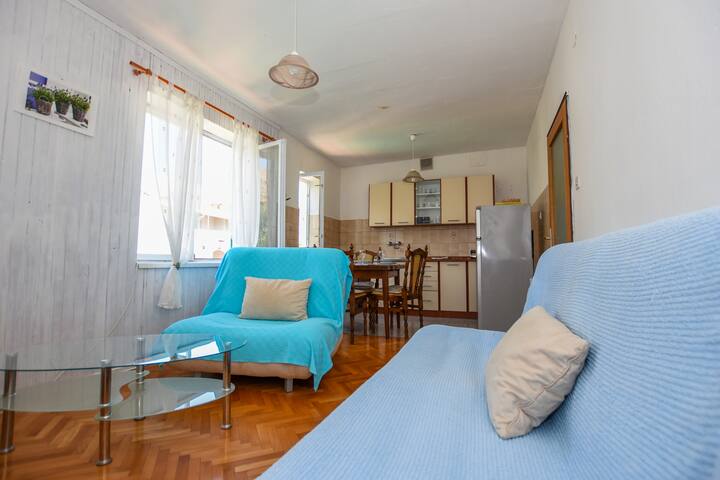 Apartment Pag Town, By The Sea - Pag