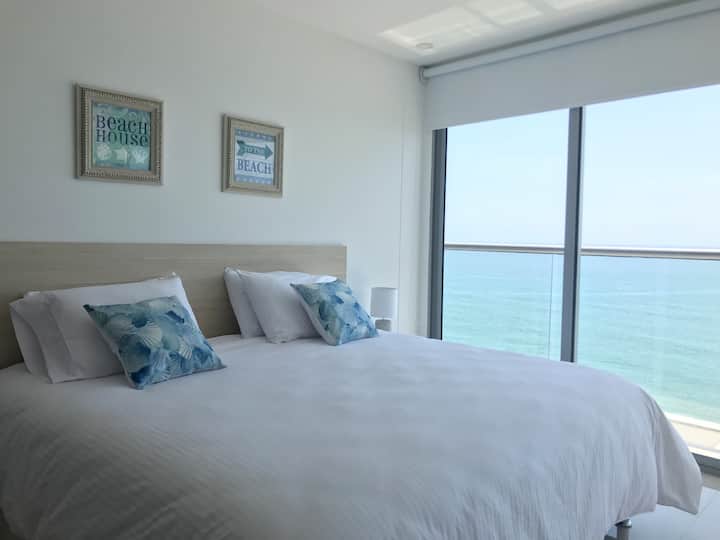 Beautiful 1br In Front Of The Beach - Cartagena, Colombia