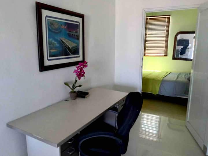 Metro Lounge #3 (9 Mins From  Airport!) - Trujillo Alto