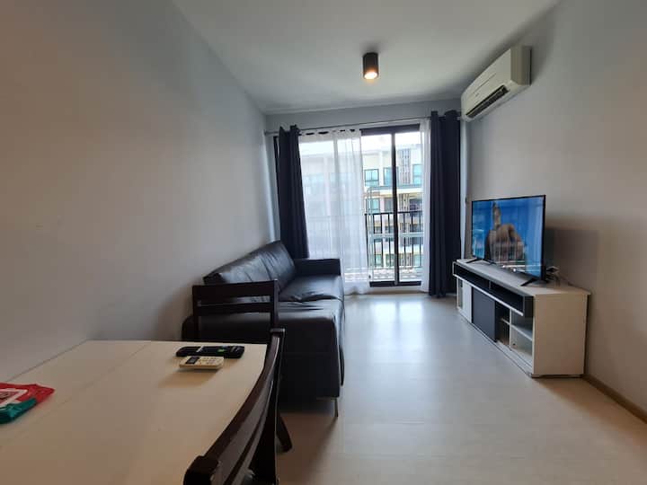 1 Bed Next To Central And International School - Phuket district, Thailand