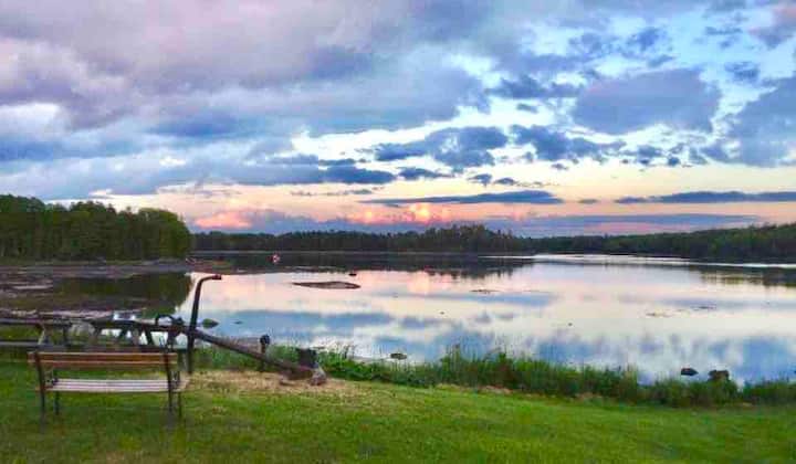 Taunton Bay Cottage (Waterfront) - Lamoine State Park, Lamoine
