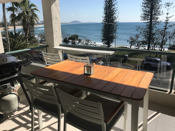 Alexandra Headland Absolute Beach Front - Mooloolaba