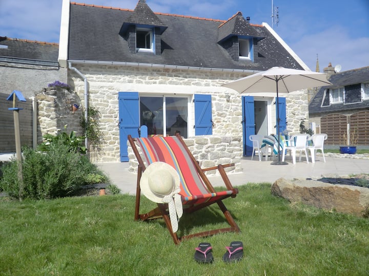 Gite Douillet Et Jardin Fleuri ,  Classé 3 éToiles - Penmarch