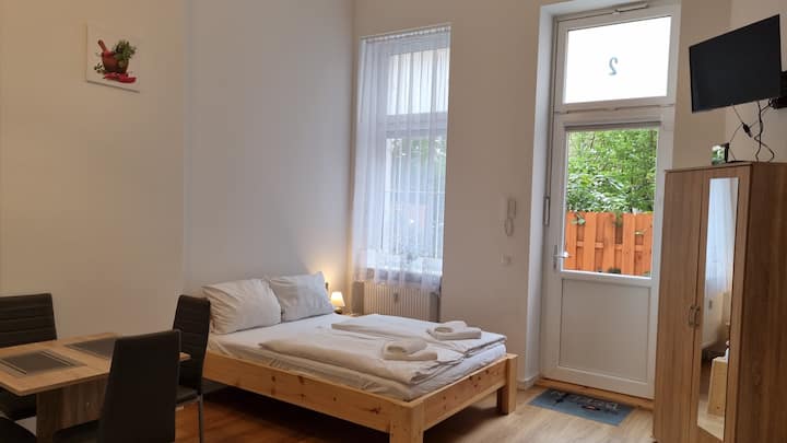 2. Gemütliche Ein-zimmer Wohnung Mit Der Terrasse - Berlin
