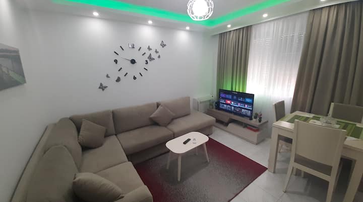 Center Ola Apartment - Tirana