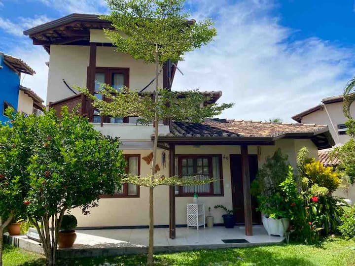 Casa Mobiliada Em Condomínio Fechado Com Piscina - Porto Seguro