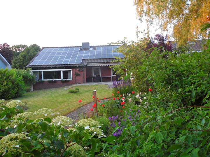 Ferienhaus Tilling - Strandnah Mit Großem Garten - Behrensdorf