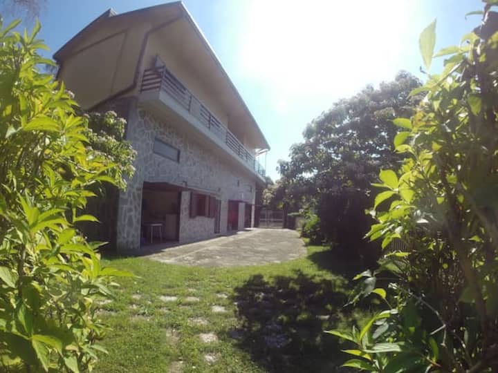 Cheerful 4bedroom Villa With Direct Lake Access - Arona, Italy