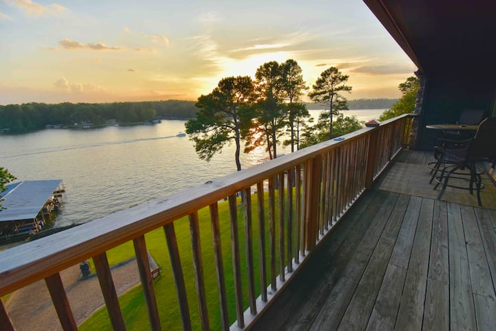 Lovely Lakefront Condo - Arkansas