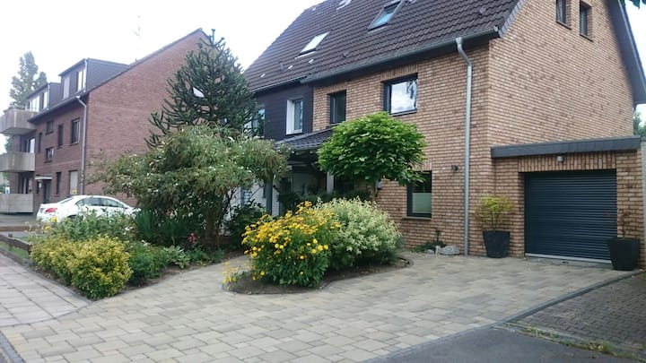 Wohlfühloase In Oberhausen - Oberhausen