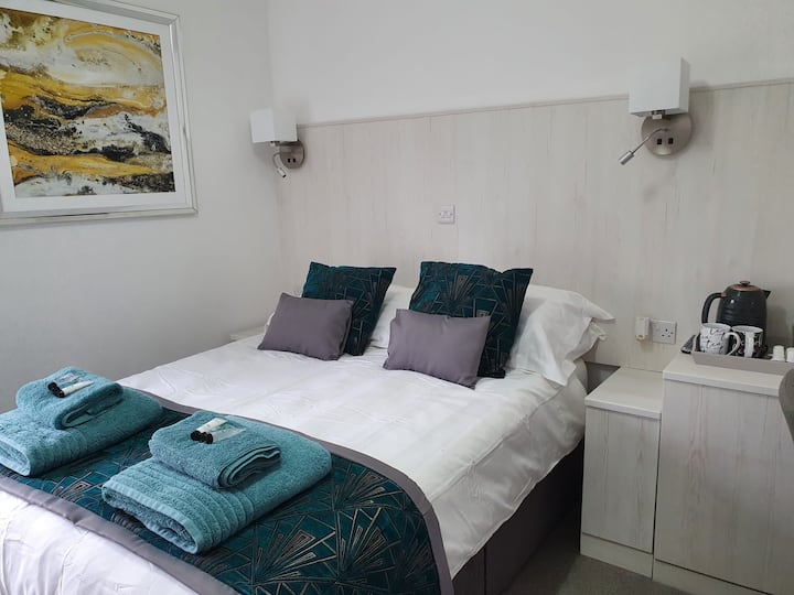 Double Room With En-suite (Room Only) - Nuneaton