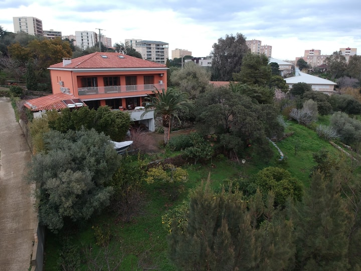 Grand Appartement Climatisé Avec Vue Dégagée - Bastia