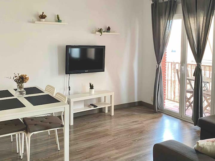 The Bright And Cozy Apartment - Valencia