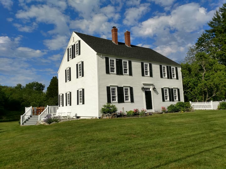 Charming Kennebunkport - Kennebunk, ME