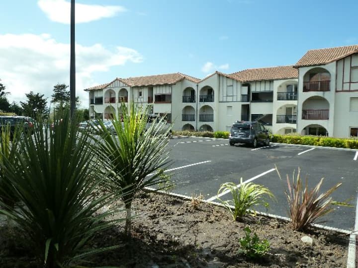App. St Jean De Luz .Piscine Et Parking Privés - Pays basque français