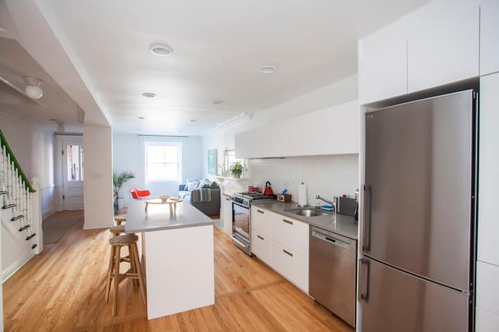 Lovely Brooklyn Brownstone Home - Brooklyn, NY