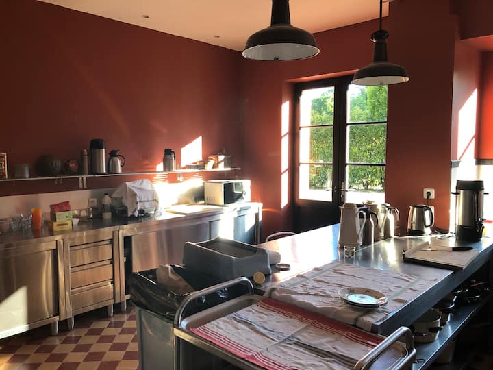 Belle Suite Pour 4 Personnes Au Ch - Salbris