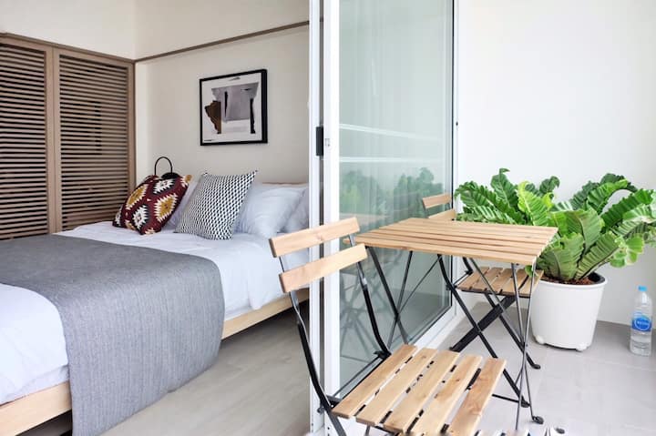 Unwind, Stylish &Bright Apartment In Ari (Bts)_004 - Bangkok