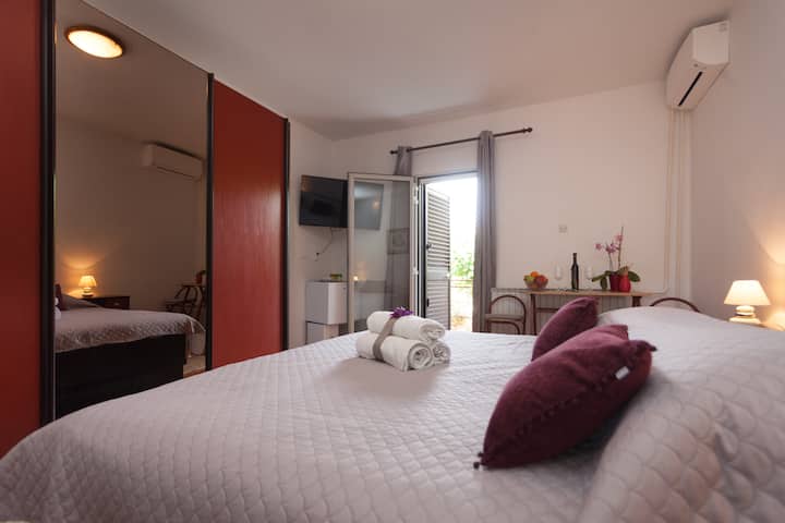 Anita's Room With Terrace And Garden - Rovinj