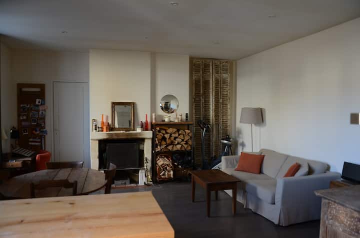 Appartement Lumineux Et Calme Très Bien Placé - Bordeaux
