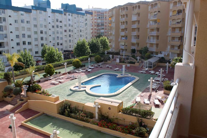 Apartamento- 200m De La Playa Con Piscina Y Garaje - Bonaire