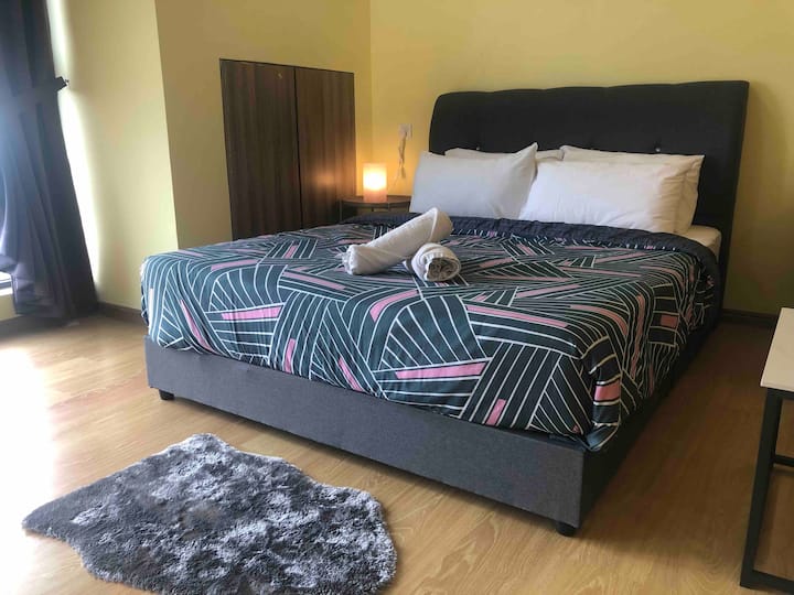 2pax_comfy Stays Danga Bay - Johor Bahru