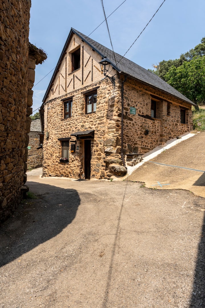 Casa De Turismo Rural Sardon1 - Bembibre