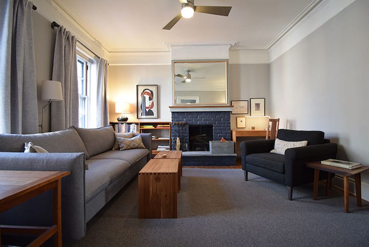 Elegant & Private Apt W/separate Bedroom & Kitchen - New York City