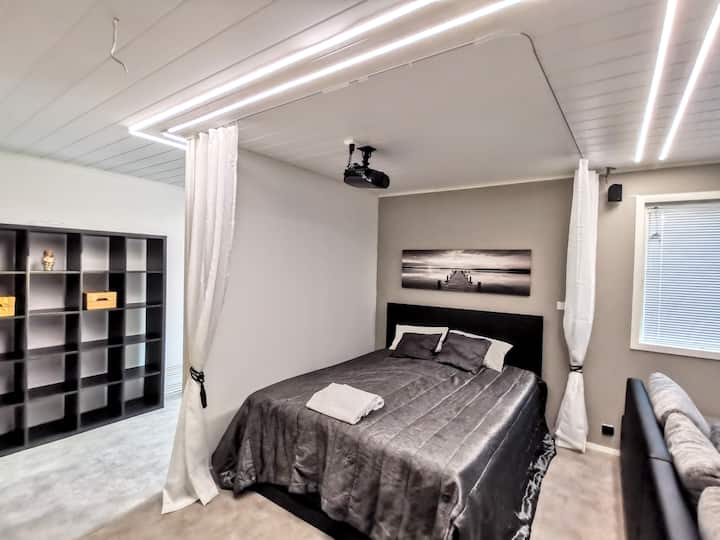 Hidden Cave W/ Cinema & Billiard - Toivakka