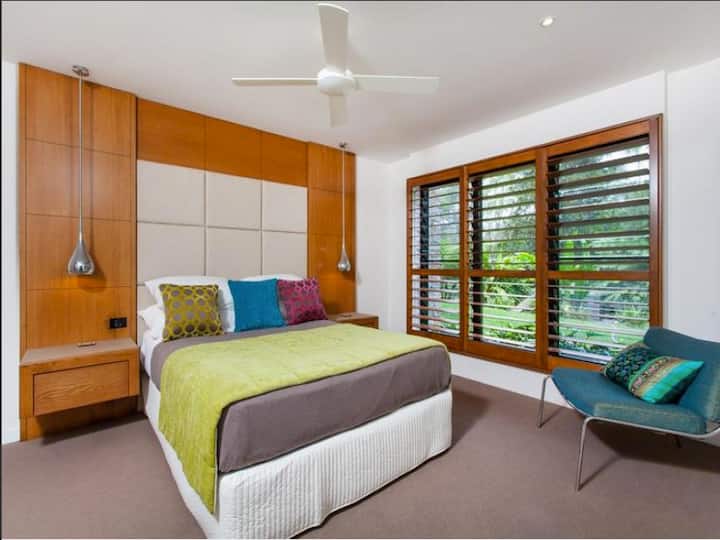 Luxury Eco Friendly Home - Byron Bay